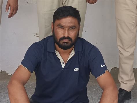 Second Accused Arrested In Rs 15 Lakh Robbery Case 15 लाख लूट के