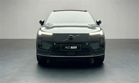 Volvo Xc70 Plug In Hybrid Suv Exterior Revealed Ahead Of World Premiere