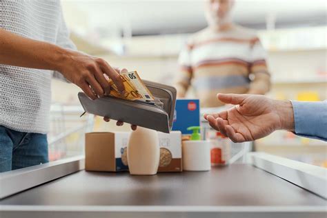 Bonus Spesa Da 1000 Euro Requisiti E Come Si Fa Domanda Gazzetta It