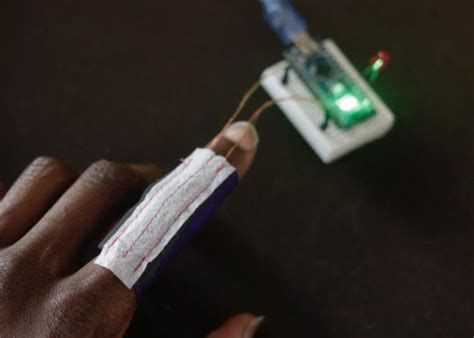arduino textile flex sensor concept geeky gadgets