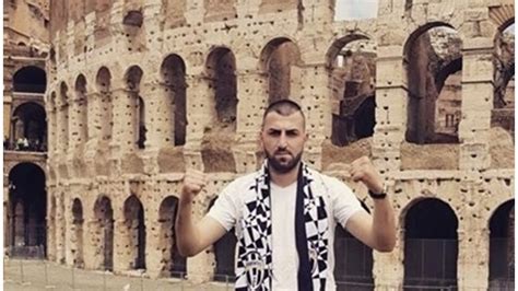 Заподозреният за убийството заради заря в София се предаде Забраниха