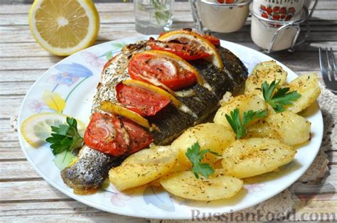 Рецепт: Дорадо, запеченная с картошкой на RussianFood.com