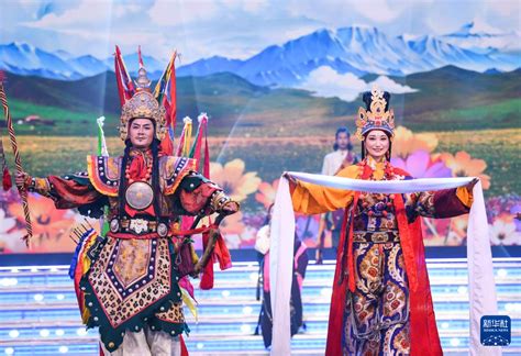 藏曆新年聯歡會上賞多彩民族文化 新華網
