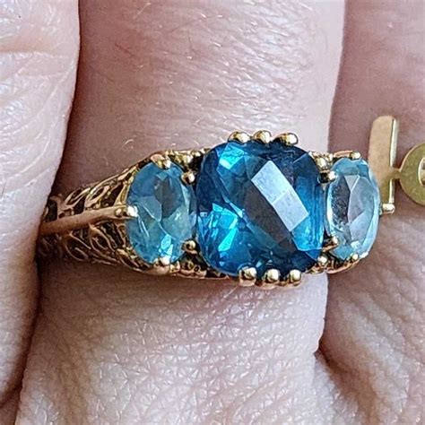 10k Gold Vintage Blue Topaz Filigree Ring Gem