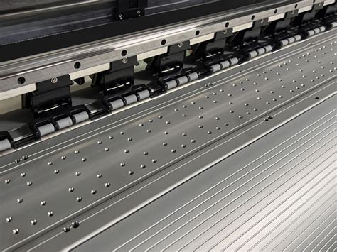 뉴스 에코 솔벤트 프린터의 업데이트된 기능은 무엇입니까