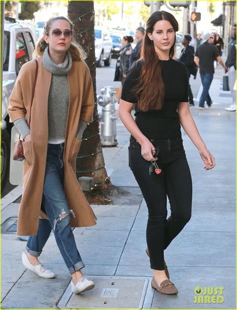 Lana Del Reys Sister