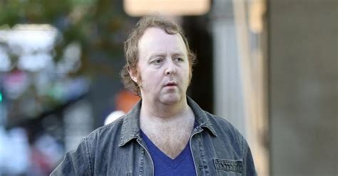 Paul Mccartneys Lookalike Son James Pictured Grabbing A Coffee With