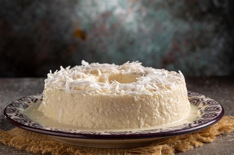 Cuscús Dulce Postre Tradicional Brasileño Cuscuz Doce Foto Premium