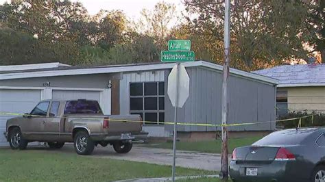 Woman Shoots Kills Intruder At Sw Houston Home Hpd Says