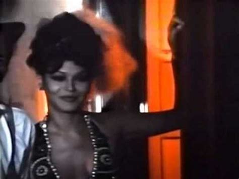 La Chica Del Molino Rojo 1973