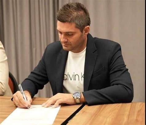 Директорот на ЈСП Турс Василевски СО ОСТАВКА Арсовска е посветена на КАВГИ НАМЕСТО РАБОТА