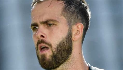 Quanto Manca Pjanic Alla Juve In Una Cosa Era Fondamentale Juve Dipendenza