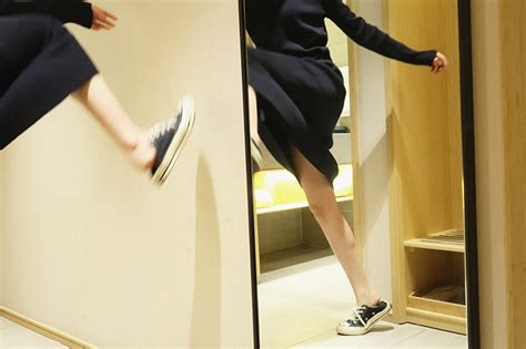 Dongmo针织v领羊毛衫半身裙套装不起球耐磨虎窝淘