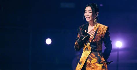 大象夜读 “那英请辞”热搜第一，评论区破1050万，“最烦装x的人”经历最火的夏天腾讯新闻