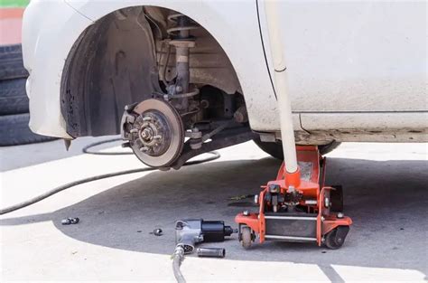 A Common Floor Jack Problem List Solutions