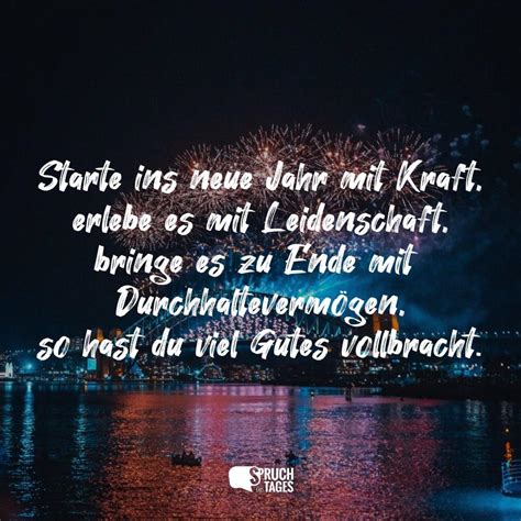 Ein neues Jahr heißt neue Hoffnung neues Licht neue Gedanken und neue