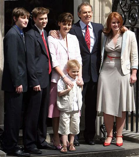 آشنایی با تونی بلر؛ فریبکار بزرگ قرن بیست و یکم تصاویر مشرق نیوز