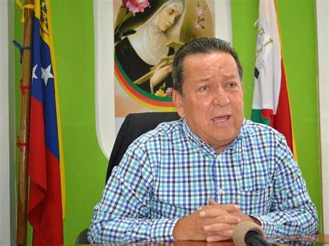 Motorizados robaron al alcalde de San Cristóbal Gustavo Delgado