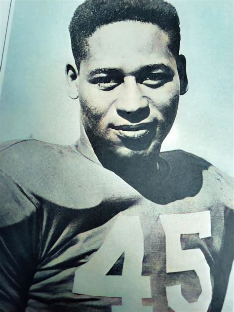 Hof Safety Emlen Tunnell Played 14 Seasons For Giants Andpackers