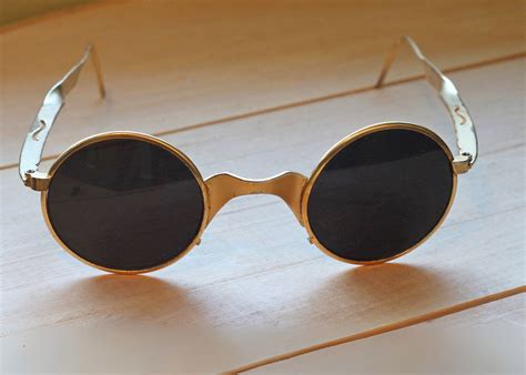 Are Vintage Sunglasses Worth It Guide To Identify Rare Pieces