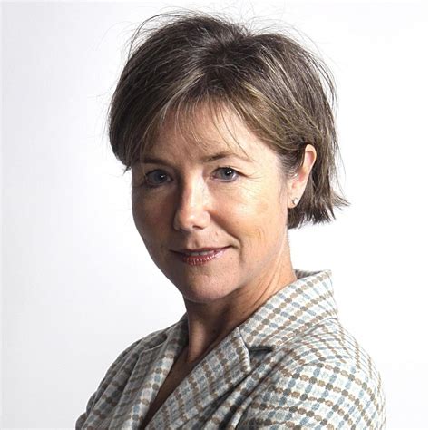 Sally Frasers Instagram Twitter And Facebook On Idcrawl