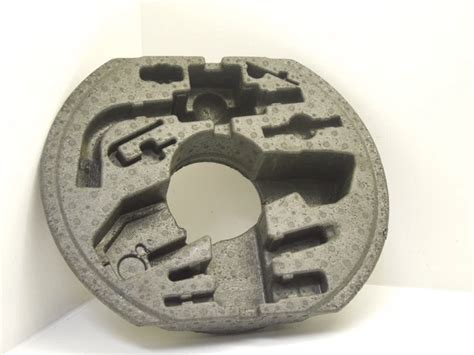 Vw Golf 5k Mk6 Spare Wheel Well Tool Kit Holder For 16 Wheel