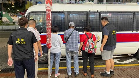 警方深水埗搗破非法竹館 拘捕5男女 檢獲電動麻雀枱等賭具 新冠疫情專頁