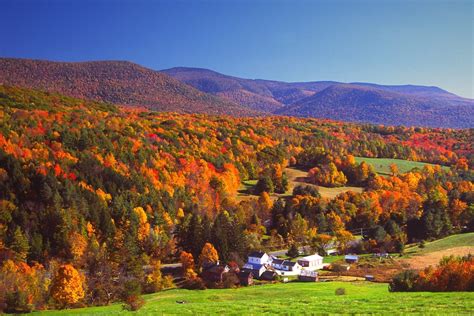 The Most Beautiful Places In The Us To See Fall Foliage In 2025
