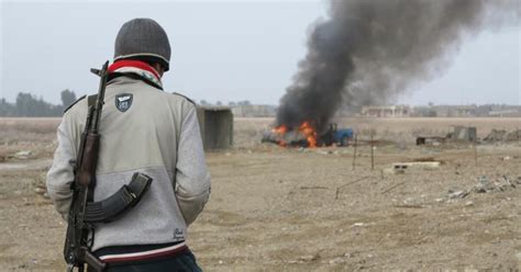 Sunni Fighters Repel Army In Western Iraqi Cities The Irish Times