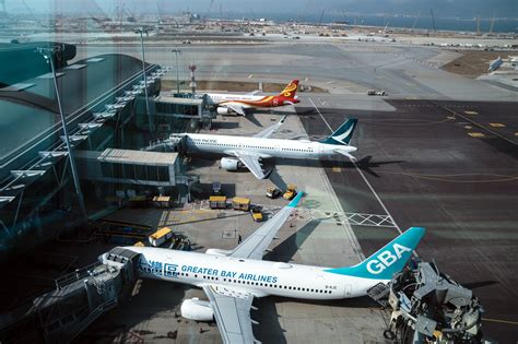 「ハロー香港」、航空券50万枚の無料配布開始－もらい方と使い方 Bloomberg