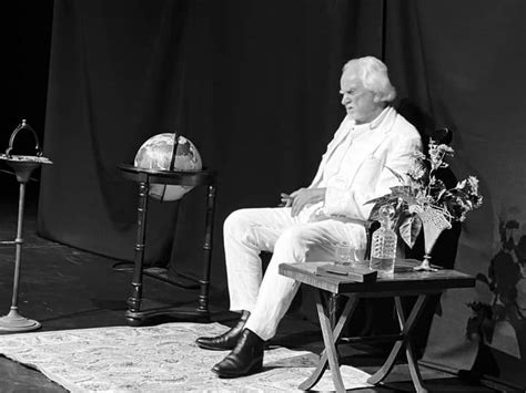Chicago Actor And Playwright Jeffrey Wayne Helgeson Encores His Mark Twain Theatre Y
