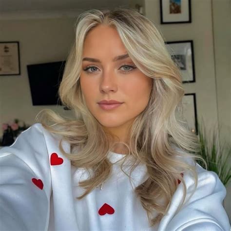 Chiara Chiararise • Threads Say More