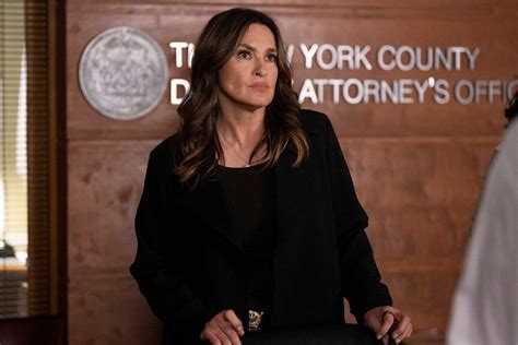 Everything To Know About Season 25 Of Law And Order Svu