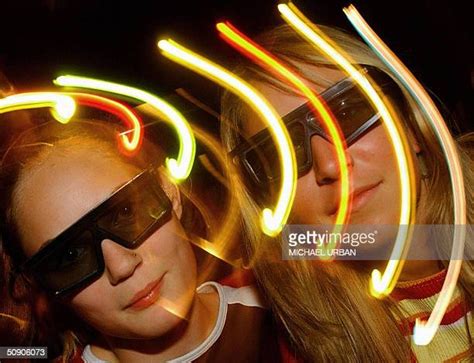 4d Glasses Photos And Premium High Res Pictures Getty Images