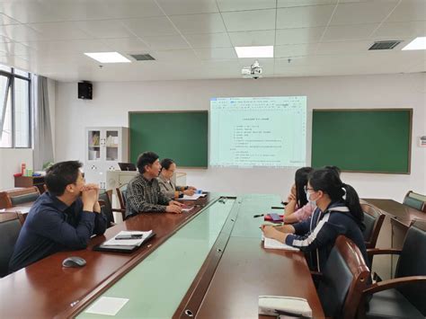 车辆工程学院召开5月份总支委员（扩大）会议
