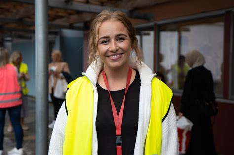 Førde Første Skuledag Andrine Tar Imot 22 Elevar Til Skulestart