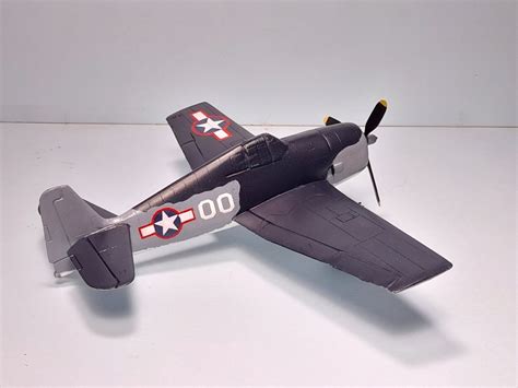 [airfix] Grumman Hellcat F6 F3 Fini Page 4
