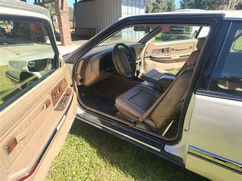 Buick Riviera Coupe White FWD Automatic For Sale