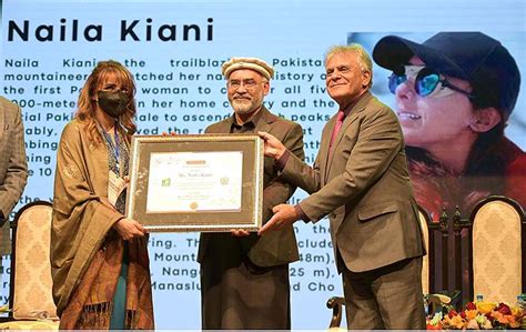 Managing Director Ptdc Aftab Ur Rehman Rana Presenting Certificate To