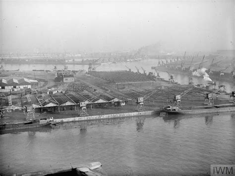 Unloading Begins At Antwerp 28 November 1944 Antwerp As The Port