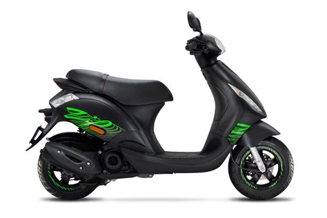 Motorrad Vergleich Piaggio Zip 50 4t E4 2020 Vs Piaggio Zip 50 Special