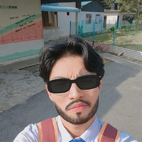 Asyraf Ilhan Mohd Nuzul Retail Sales Associate Mr Diy Malaysia Linkedin