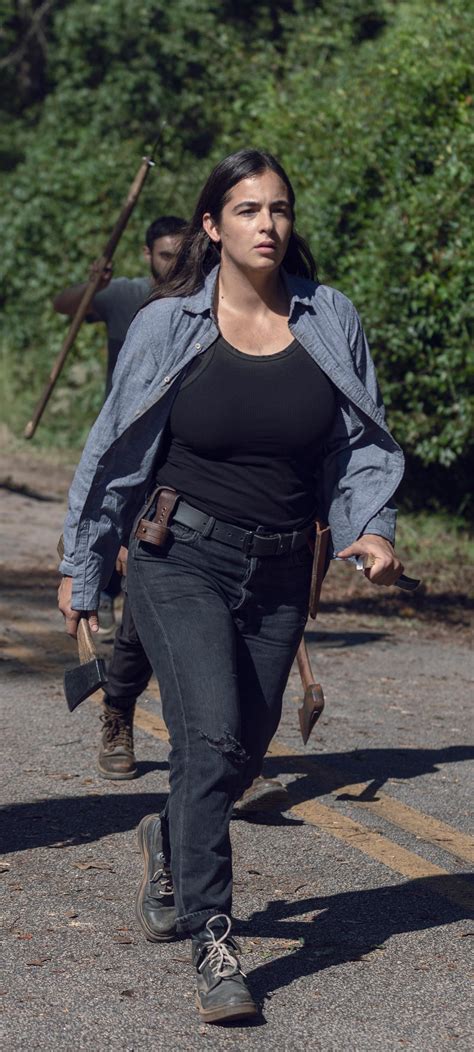 Can Somebody Please Explain To Me Why Tara Is Carrying Those Huge Mommy