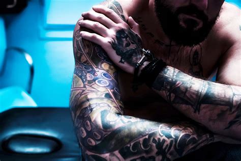 Duele Un Tatuaje En La Muñeca Habitattrend