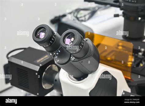 Laboratory Microscope A Microscope In A Biological Laboratory Stock Photo Alamy