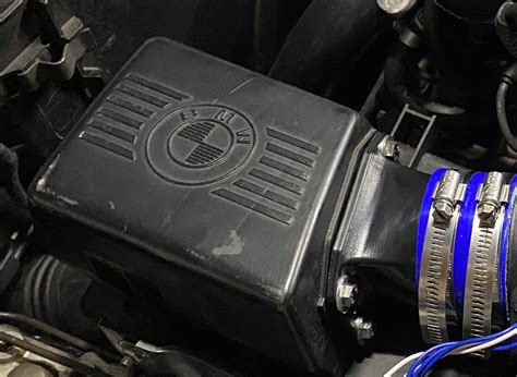 👽 Bmw E30 Or E34 With M20 Engine 70mm Intake Adaptor・文件用于 Stl 三维打印・cults