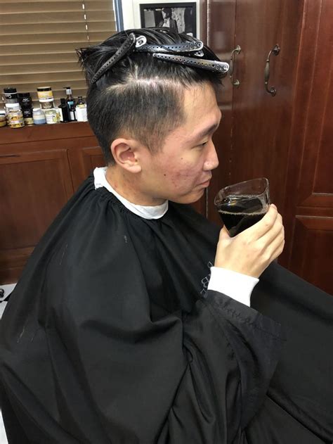 란조마스터 한정균 고객님 시술중 밤므 홍대바버샵 홍대 합정 상수 이발소 란조