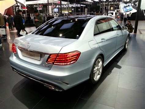 Sas 2013 Mercedes Giới Thiệu Dòng E Class Long Dài Hơn Rộng Hơn Và