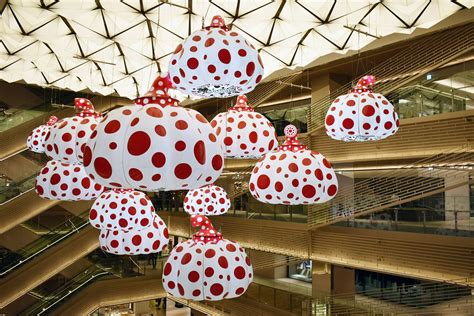 草間彌生からチームラボまで。ginza Sixでアートを楽しむ！ 草間彌生 草間 アート