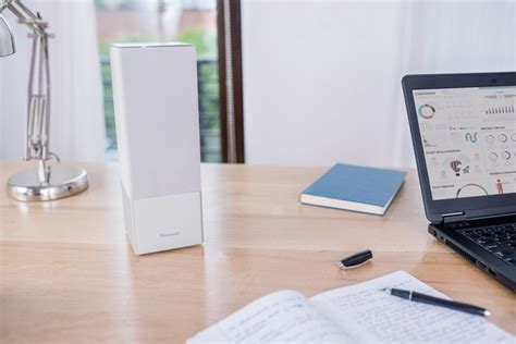 Panasonic SC-GA10 - умная колонка с Google Assistant